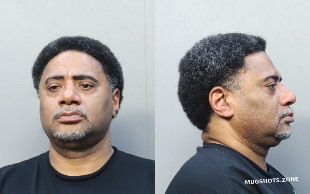 ROMAN LUIS PHILIPE 10/13/2025 - Miami-Dade County Mugshots Zone
