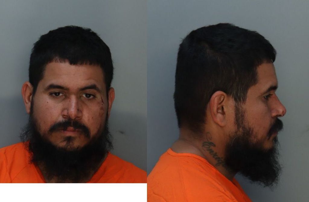 VILLANUEVA ROBERT ALEXANDER 10/19/2025 - Miami-Dade County Mugshots Zone