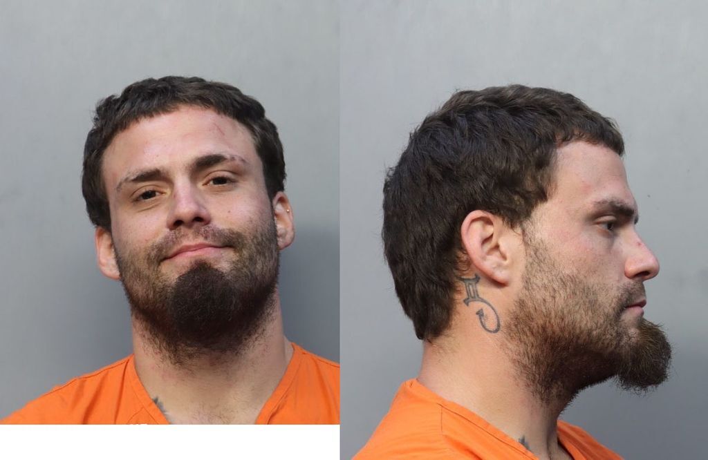 PITA-CRUZ ANTHONY 10/31/2025 - Miami-Dade County Mugshots Zone
