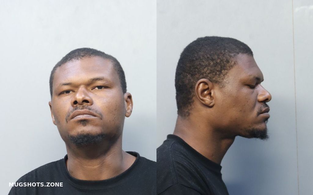 ROBINSON DARRIS 12/03/2025 - Miami-Dade County Mugshots Zone