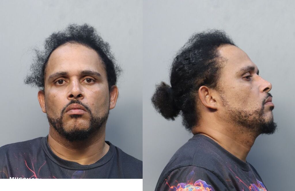 TORRES CARLOS 12/05/2025 - Miami-Dade County Mugshots Zone