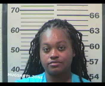 MCDUFFIE VIRGILESIA ARIE 08/30/2021 - Mobile County Mugshots Zone
