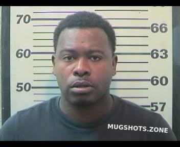 YOUNG DARWIN HOLT 10/04/2021 - Mobile County Mugshots Zone