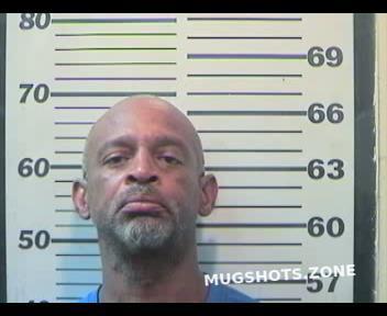HOYT RODERICK CONNELL 10/06/2021 - Mobile County Mugshots Zone