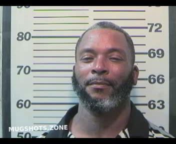 DIXON DWAYNE KENNETH 10/25/2021 - Mobile County Mugshots Zone
