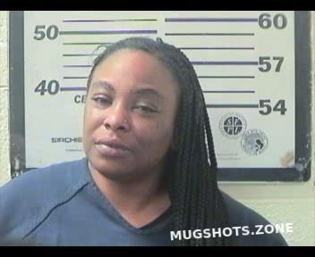 PETTAWAY CRYSTAL LASHAUN 04/11/2022 - Mobile County Mugshots Zone