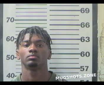 COATES FRANCISCO 05/17/2022 - Mobile County Mugshots Zone