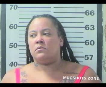JOHNSON DANISHA LOVE 07/12/2022 - Mobile County Mugshots Zone