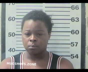 MOORE LAKEITHA LAQUECE 07/24/2022 - Mobile County Mugshots Zone