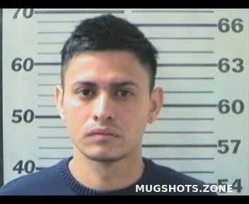 CASTILLO JOSE MELVIN 10/05/2022 - Mobile County Mugshots Zone