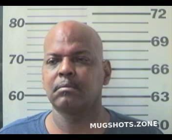 WASHINGTON RODNEY DWELL 10/23/2022 - Mobile County Mugshots Zone