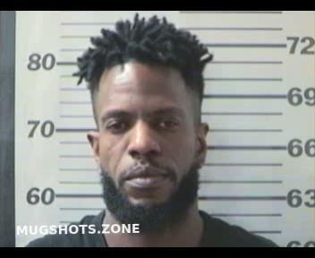 JONES TAVERES LEVORNE 10/24/2022 - Mobile County Mugshots Zone