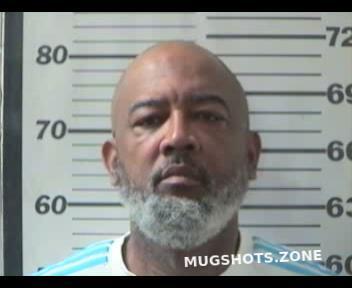 LEE JR ALFRED EUGENE 11/06/2022 - Mobile County Mugshots Zone