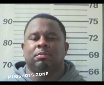 MOORE KENDRICK LENORIS 01/09/2023 - Mobile County Mugshots Zone