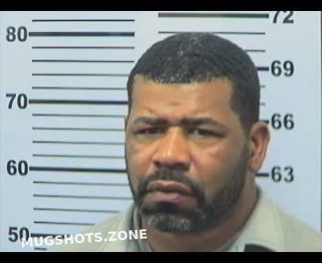 WILLIAMS EMBREL LASHUN 04/18/2023 - Mobile County Mugshots Zone