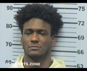 JONES DEVIN CHRISTOPHER 04/23/2023 - Mobile County Mugshots Zone