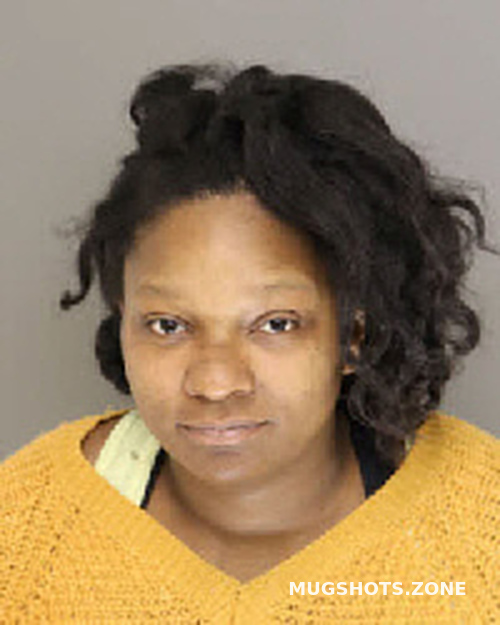 SIMMONS SHANNON EVETTE 11/18/2022 - Moore County Mugshots Zone