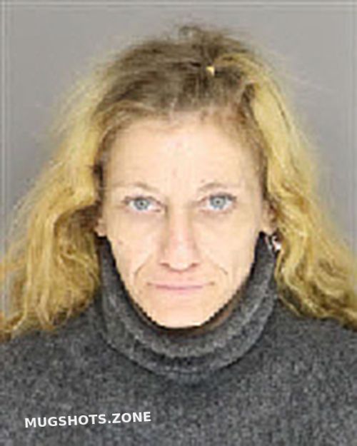 GLOVER APRIL LYNN 01/09/2025 - Moore County Mugshots Zone