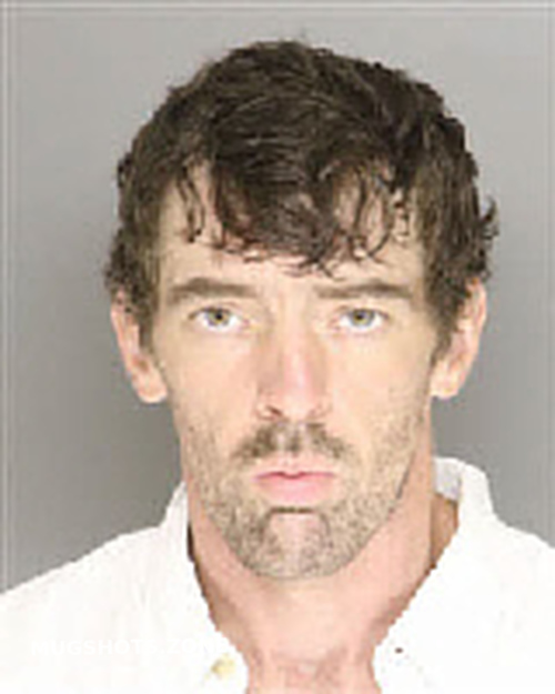 ELLIOTT MICHAEL EVERETT 09/25/2025 - Moore County Mugshots Zone