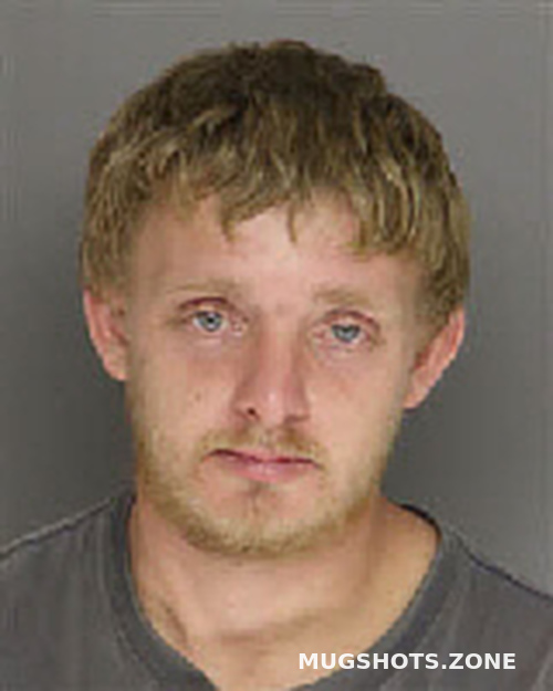 LOCKLEAR MICHAEL DAKOTA 11/08/2025 - Moore County Mugshots Zone
