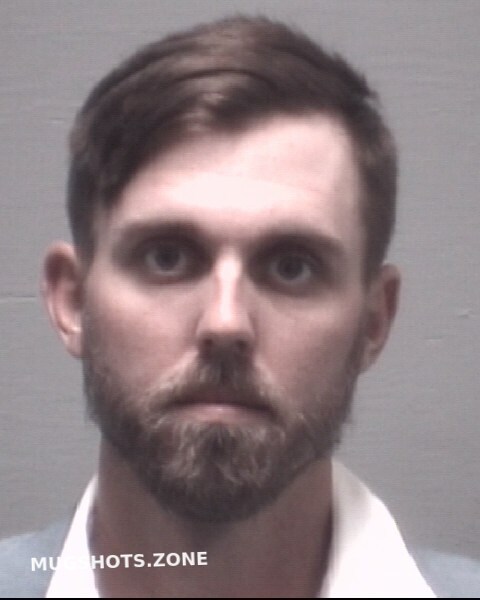 REDINGER TYLER HARRIS 11/22/2021 - New Hanover County Mugshots Zone