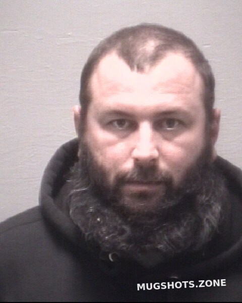 CLIFTON VADEN JUSTIN 11/24/2021 - New Hanover County Mugshots Zone
