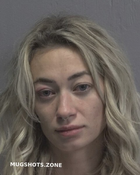 HUFNAGLE KAYLA MARIE 09/18/2022 - New Hanover County Mugshots Zone