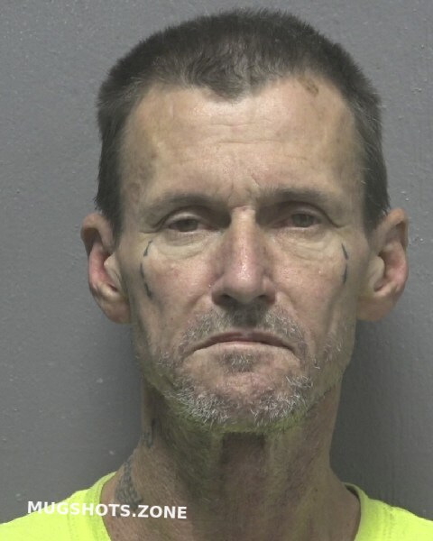 FLEENOR CHRISTOPHER WAYNE 01/04/2024 - New Hanover County Mugshots Zone