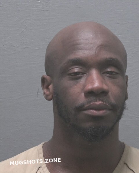 MOORE MARKEL NAHMAN 02/18/2025 - New Hanover County Mugshots Zone