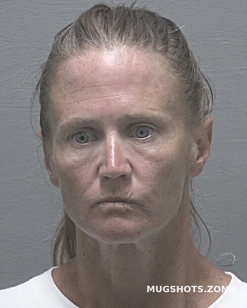 BARFOOT GRACIE DIGGS 09/25/2025 - New Hanover County Mugshots Zone