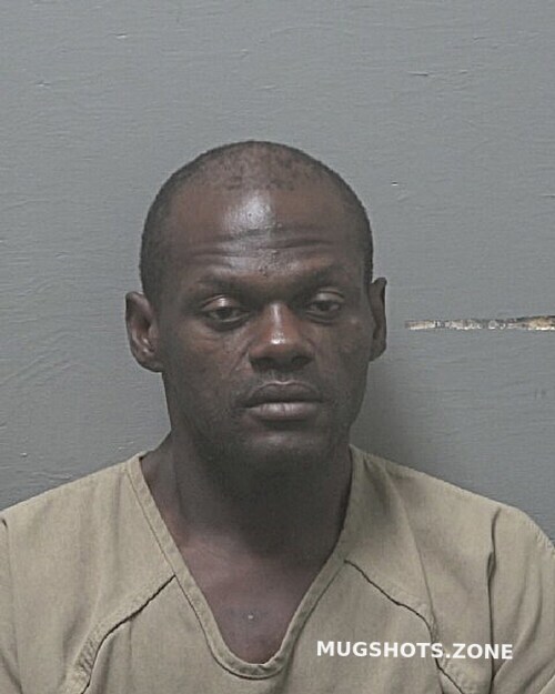 HOLMES DENNIS DERRELL 10/23/2025 - New Hanover County Mugshots Zone