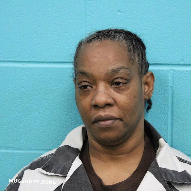 TYRONZA MONIQUE CARRINGTON 12/12/2024 - Nolan County Mugshots Zone TYRONZA MONIQUE CARRINGTON 12/12/2024 - Nolan County Mugshots Zone