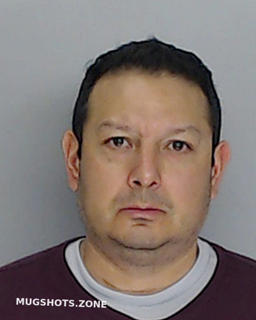 DEALEJANDRO ROBERTO 03/04/2023 - Nueces County Mugshots Zone