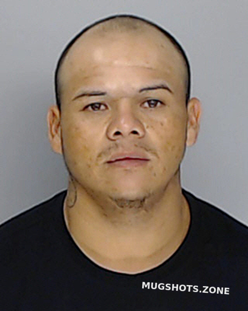 CALDERON IVAN 04/15/2023 - Nueces County Mugshots Zone