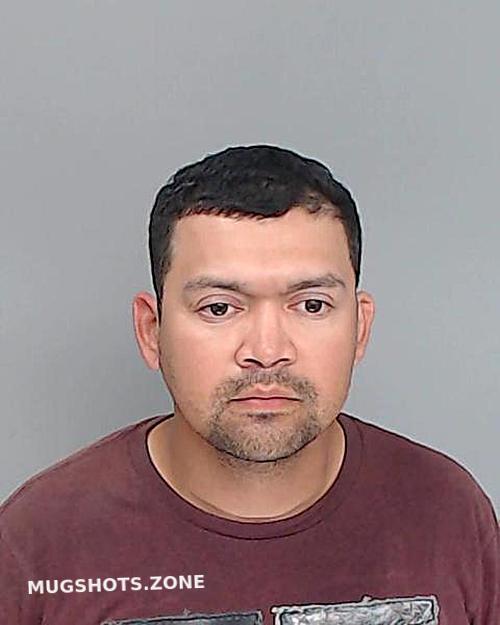 ROBLES CARLOS BENJAMIN 04/26/2024 - Nueces County Mugshots Zone