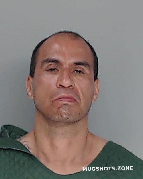 RIOS EFRAIN 04/22/2025 - Nueces County Mugshots Zone