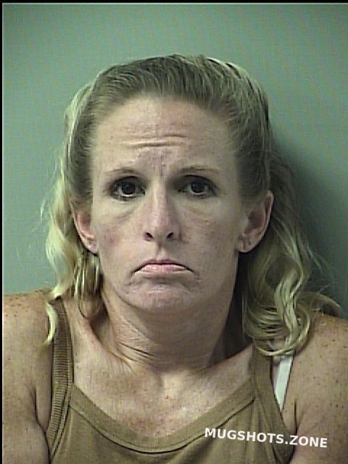 MIXON MICHELLE DENISE 08/22/2022 - Okaloosa County Mugshots Zone