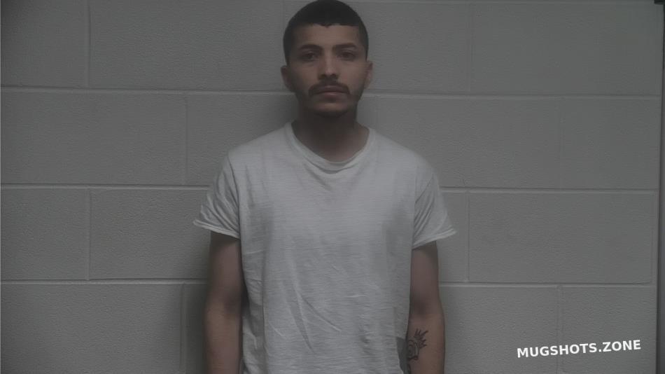 ALVEREZ OSCAR 04/17/2025 - Oldham County Mugshots Zone