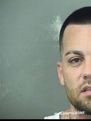 BRADWAY EVAN 11/10/2021 - Palm Beach County Mugshots Zone