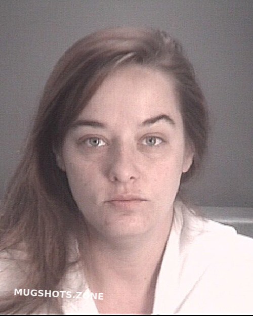 LAWRENCE LACY MARIE 01/25/2022 - Pasco County Mugshots Zone