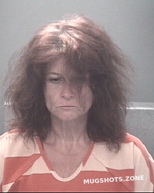 LOUBRIEL JENNIFER ERIKA MARIA 05/21/2022 - Pasco County Mugshots Zone
