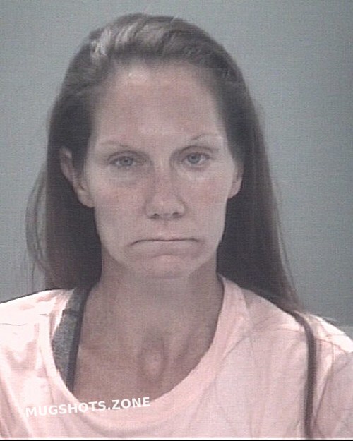 ACQUA-FREDDA MICHELLE LEE 06/12/2022 - Pasco County Mugshots Zone