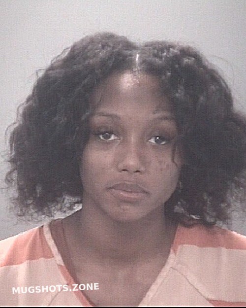 CAIN-ORIOL ALEXIA JEWELS YOLANDA 06/29/2022 - Pasco County Mugshots Zone