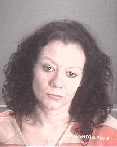 WHIPPLE SARA DANIELLE 12/01/2022 - Pasco County Mugshots Zone