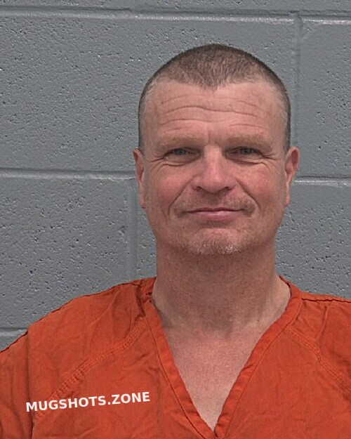 GOLLADAY TRAVIS EUGENE 11/21/2025 - Pasco County Mugshots Zone