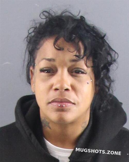 CLEMENTS JASMINE T 09/29/2025 - Peoria County Mugshots Zone