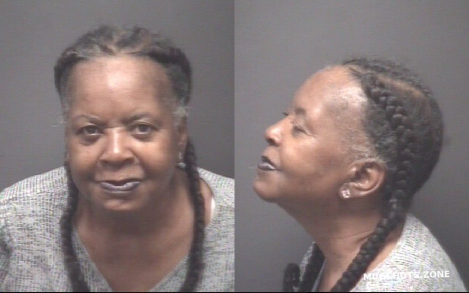 DANIELS GLORIA BARRETT 02/02/2023 - Pitt County Mugshots Zone