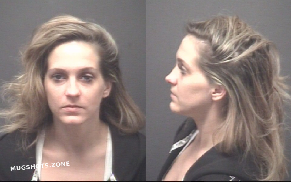 MANNING AMBER MICHELLE 04/05/2024 - Pitt County Mugshots Zone