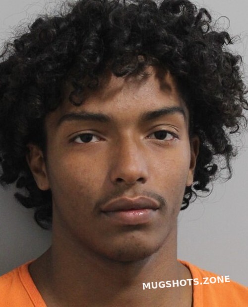 DEL VALLE TORRES KENNETH 12/07/2022 - Polk County Mugshots Zone