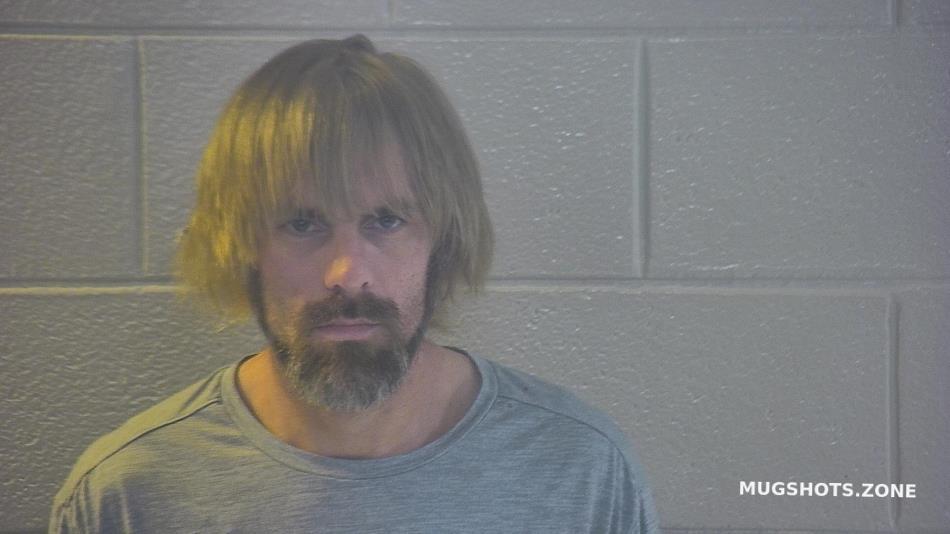 WHITAKER JONATHAN SCOTT 01/01/2025 - Pulaski County Mugshots Zone